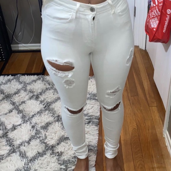 Hollister | Jeans | White Jeans Ripped | Poshmark